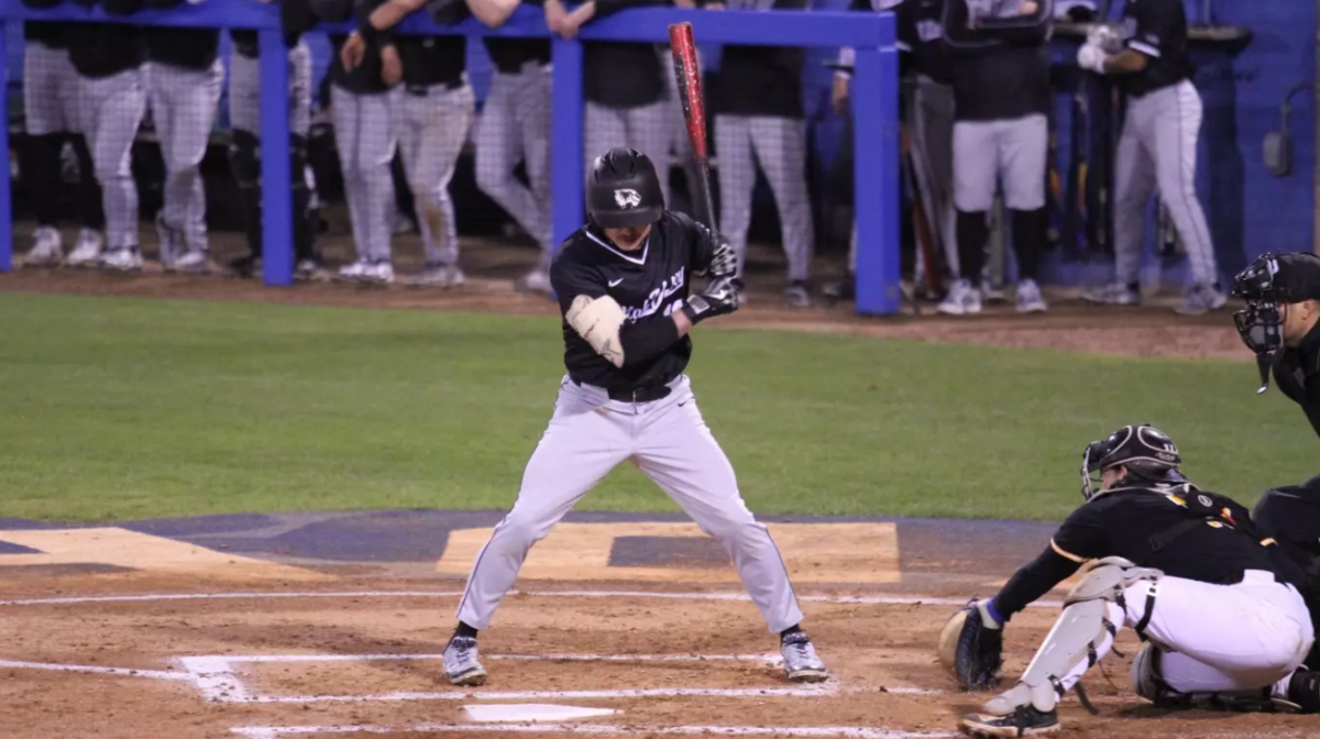 UVU roundup: Wolverine baseball closes series at UC Riverside with ...